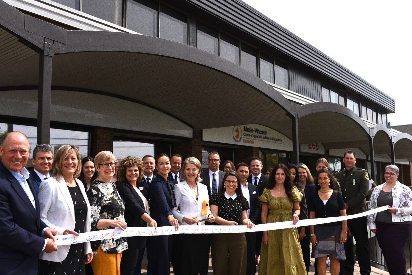 Opening of the new Marie-Vincent Child & Youth Advocacy Centre (CYAC ...